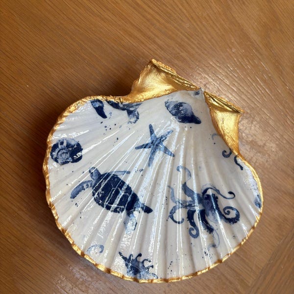 Hand Decorated Scallop Shell Trinket Dish Decoupaged and Painted Beach ...