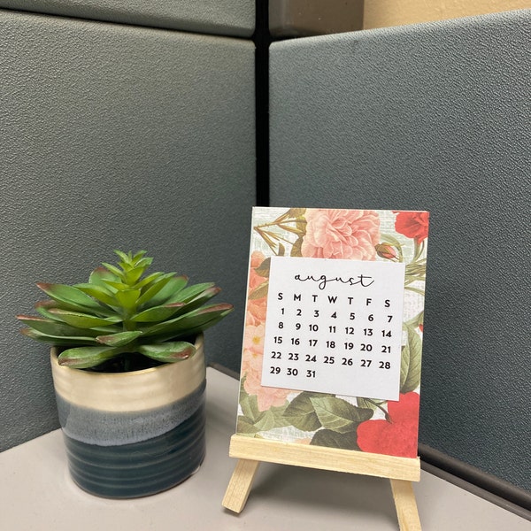 Small Desk Calendar, 2025-2026 MINI Calendar Cards and Stand, 2025 ...