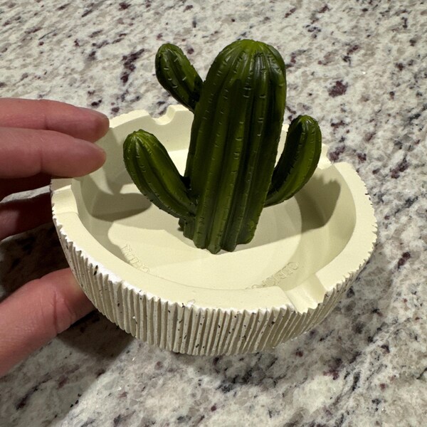 Sandstone Color Cute Cartoon Ashtray, Easter Island Yoga Stone Man ...