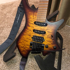 Strandberg Guitar Stand Headless Guitar Stand Offset Body Guitar Stand ...