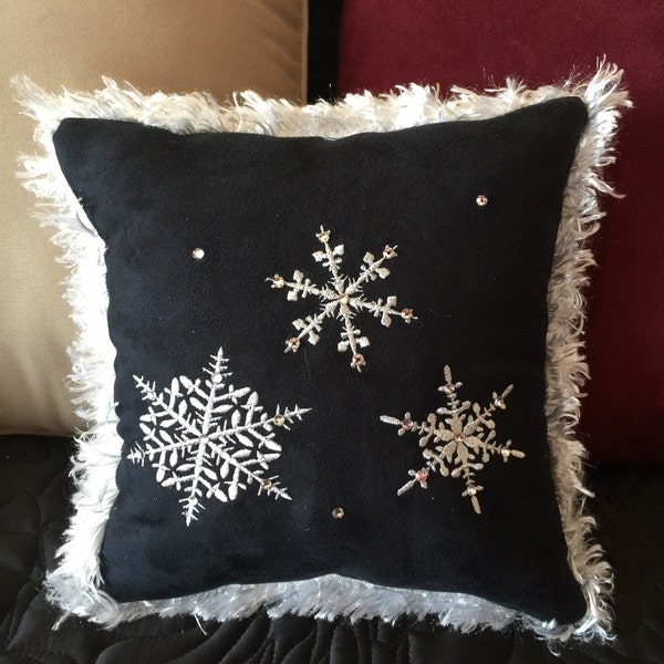 New Embroidered Palm Tree Pillow New 12 X 16 Insert — Item 189 - Etsy