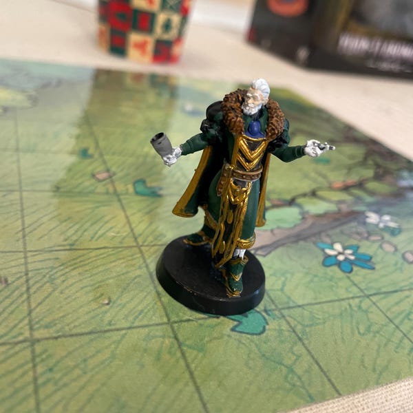 Queen of the Undying - Giant Undead Female Necromancer - Hidden Crypt ...