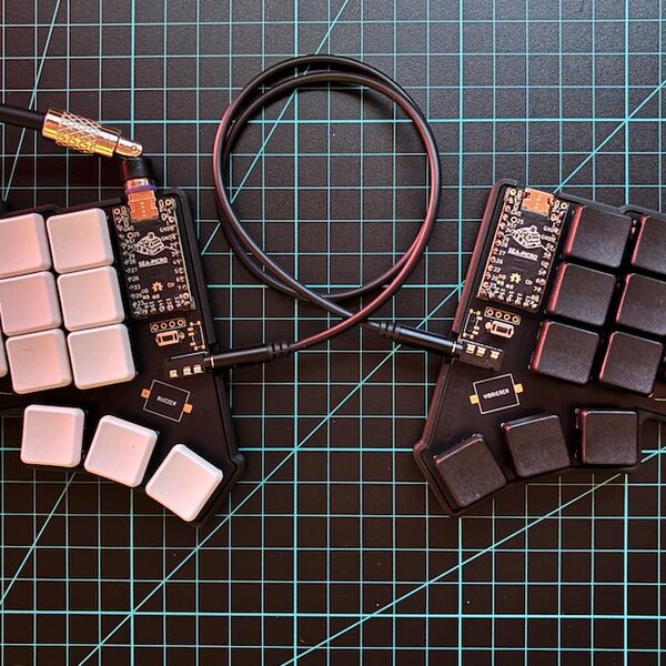 Sofle RGB Choc / Chocolate V2.1 Low Profile Soflekeyboard Split ...