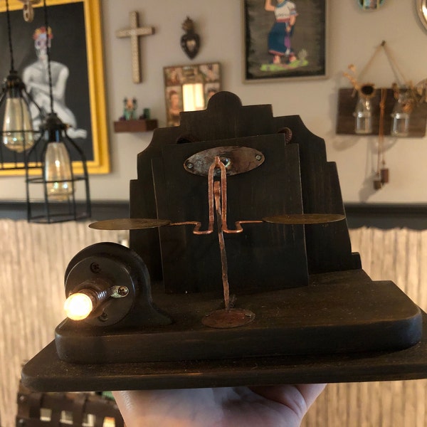 Eusapia Paladin Box - Etsy