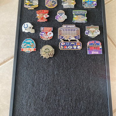 Pin Badge Display Metal-frame, Enamel Pin Display Box for Collector ...