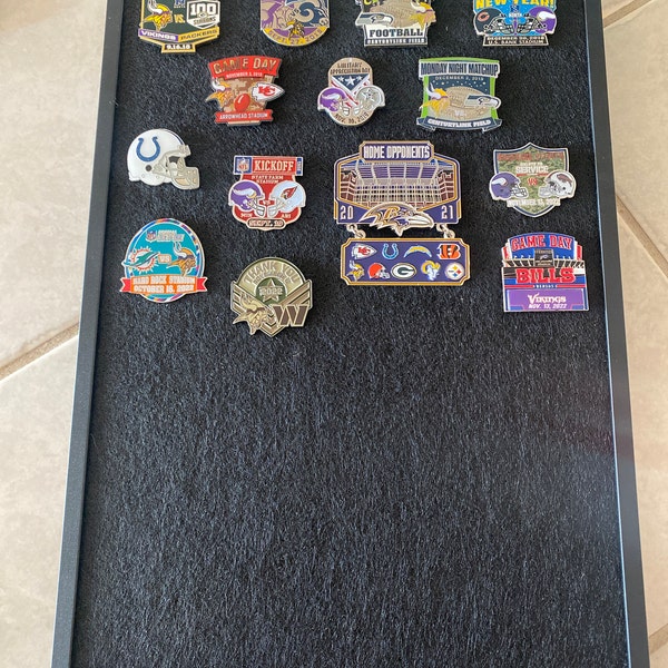 Pin Badge Display Metal-frame, Enamel Pin Display Box for Collector ...