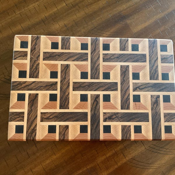 Scaffold Pattern End Grain Cutting Board: Walnut, Cherry, Maple - Etsy