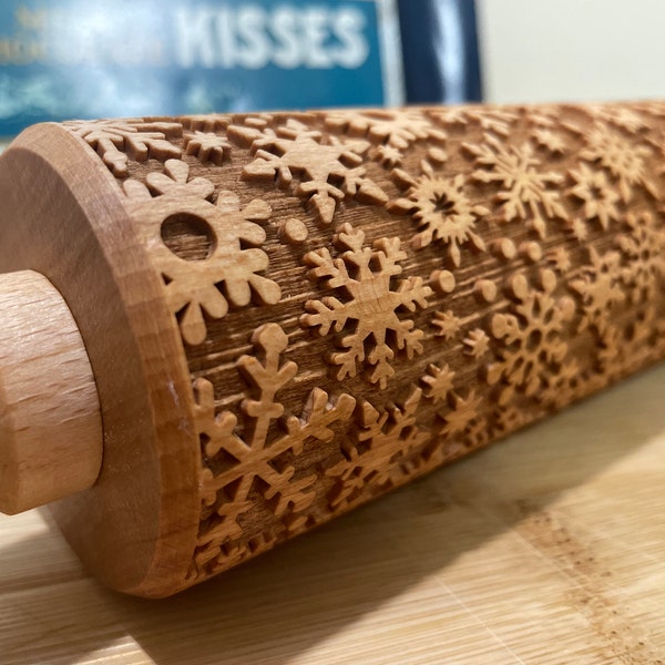 No. R343 SNOWFLAKES No 4 - Rolling Pin, Embossed Rolling Pin, Wooden ...