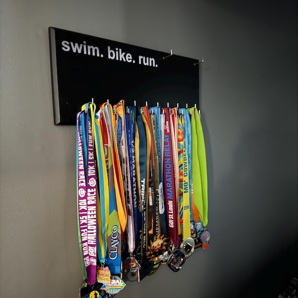 Running Medal Holder With 3D Lettering, Gray or Black With 3D Aluminium ...