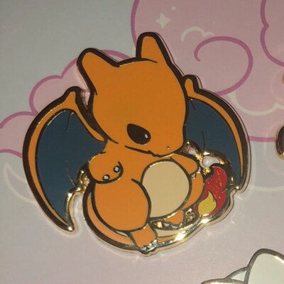 Charizard Enamel Pin - Etsy