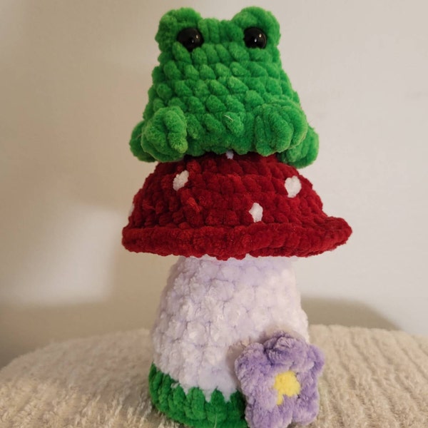 Tilda Toadstool Crochet Pattern: Low Sew Popping Frog (PDF Download) - Etsy