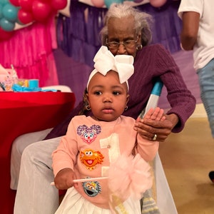 Vintage Neon Pink Hair Troll Doll Belly Dancing Troll Pink Jewel ...