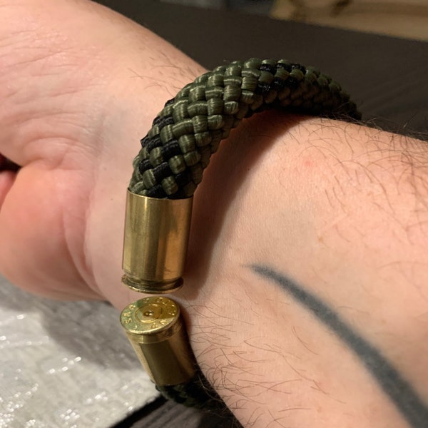 ACU Digital Camo Military and Second Amendment Paracord Bullet Bracelet ...
