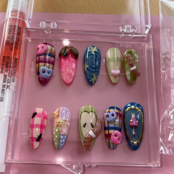Jolyne Kujo Nails//press on Nails//cute Nails//anime Nails //JJBA Nails ...