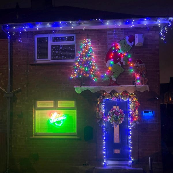 Max the Grinch Dog 3ft High Cut Out Christmas Prop Events Prop 4mm ...