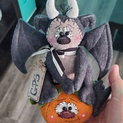 Gargoyle Gargoyle Primitive Halloween Pumpkin Pumpkin Decor Prim Doll ...