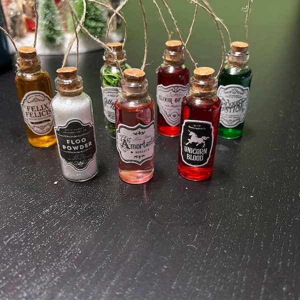 Wizarding HP Fandom Potions. These Magical Decor Pieces Come in 3 ...