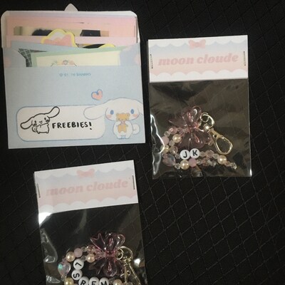 Beaded Keychain Cute / Aesthetic Phone Charm Accessory / Keyring / Kpop ...