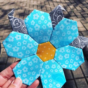 Geranium English Paper Piecing Pattern Flower EPP PDF - Etsy