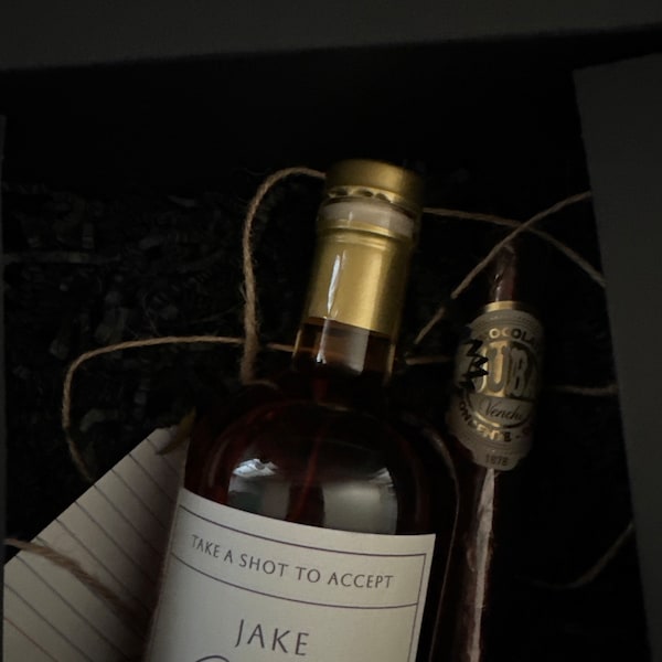 Groomsmen Proposal Label, Custom Groomsman Whiskey Proposal Gift Box ...