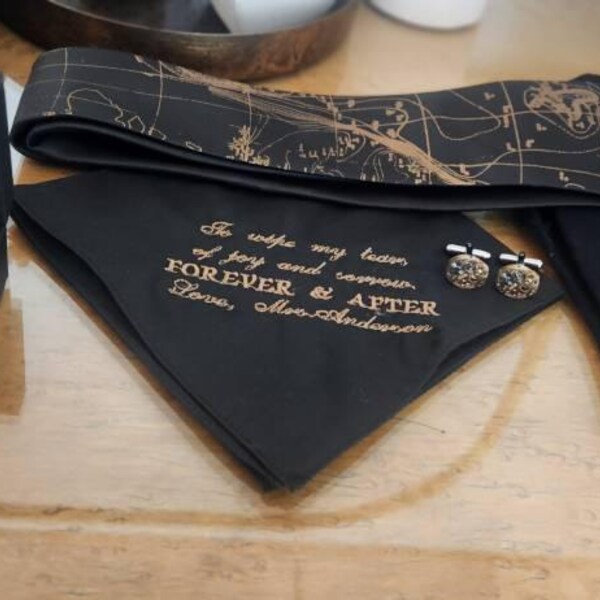 Personalized Silverware Holders Embroidered by Wedding Tokens-place ...