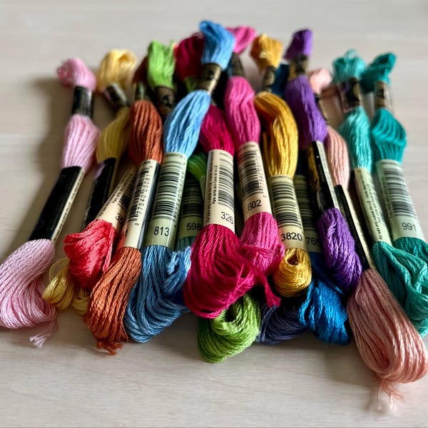 Full Set of 447 Cross Stitch Threads CXC 2 Labels - DMC Colours - No.s ...