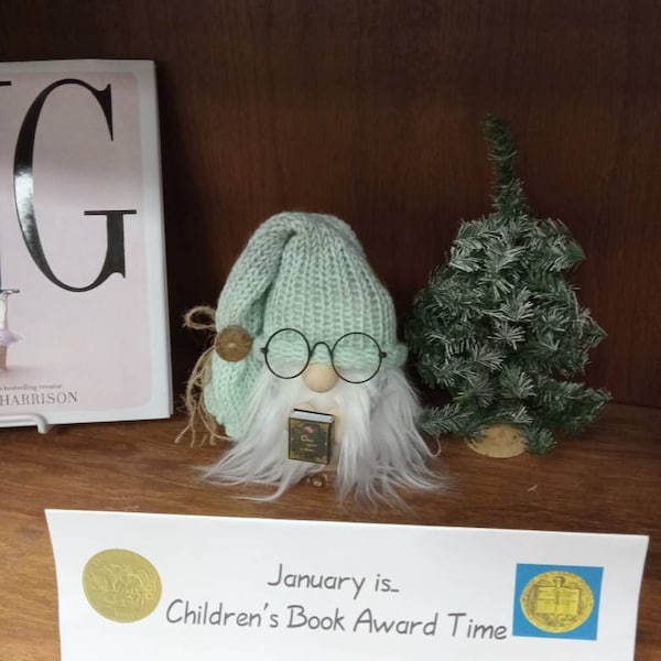 Book Gnome, Reading Gnome, Knitted Gnome, Farmhouse Decor, Spring Gnome ...