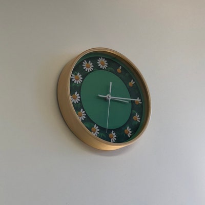 Daisy Flower Clock Green, Plant Wall Clocks, Home Decor Gifts ...