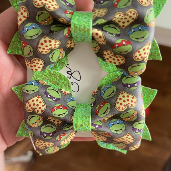Dragon Bow...toothless Bow...light Fury Bow..glitter Bow..5 Inch Bow ...
