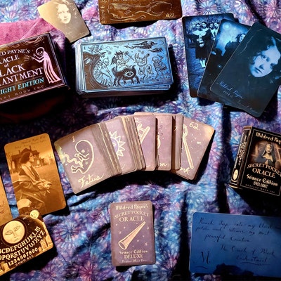 SÉANCE Edition Mildred's Secret Pocket Oracle Deluxe V.2 - Etsy
