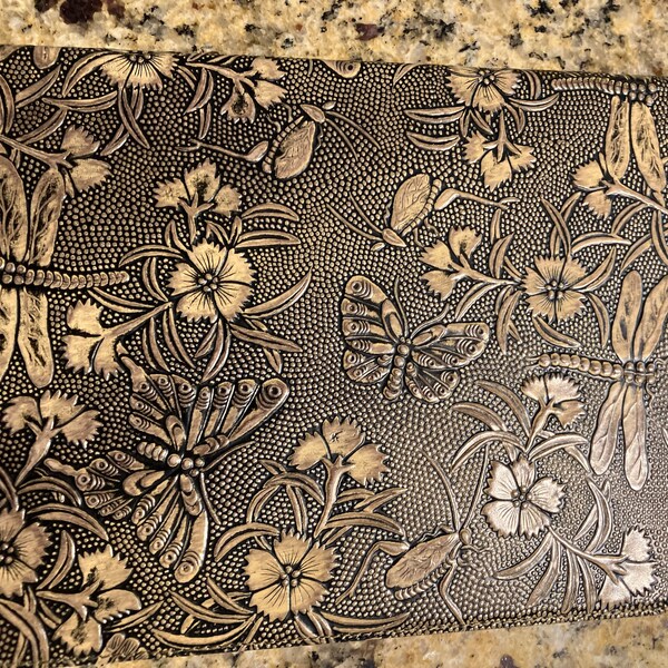 Modern Wall Clock With a Rotating Disc, Glass Cover & Silent, Non ...