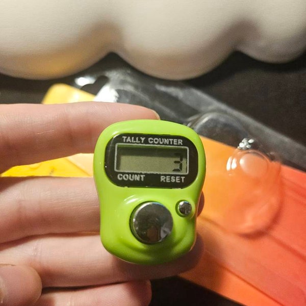 Handheld Digital Row Counter: Knitting Crochet LCD Display - Etsy