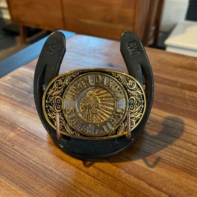 Vertical Belt Buckle Display 3-10 Buckles - Etsy