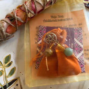 Money and Prosperity Mojo Bag Magic Charms Witchcraft - Etsy