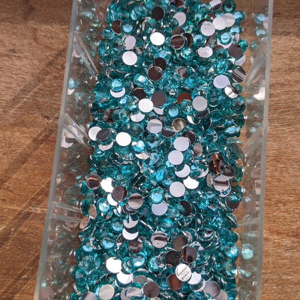 CHOOSE Size and Color Flatback Resin High Quality Faceted Rhinestones ...