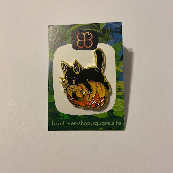 Pumpkin Cat (castor) - Hard Enamel Pin | Gold Plated | Cute Gift | Pin ...