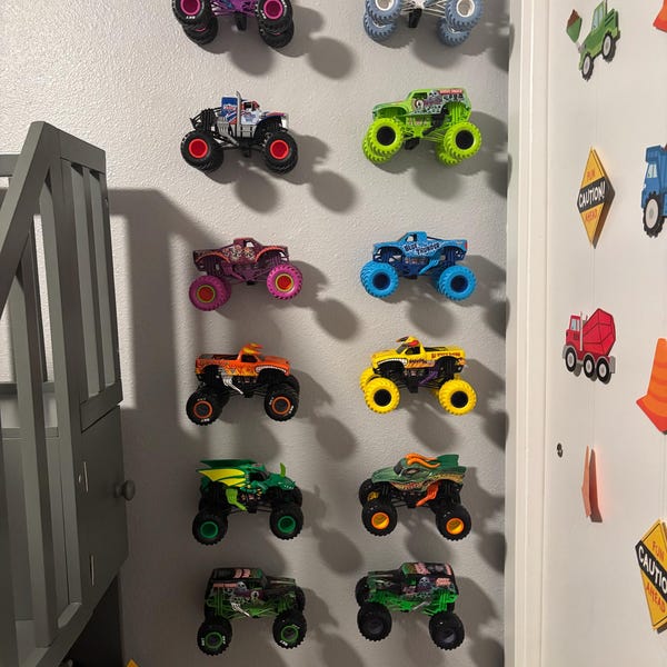 Monster Jam Truck Wall Mount, 1:24 Scale Monster Jam Truck Wall Display ...