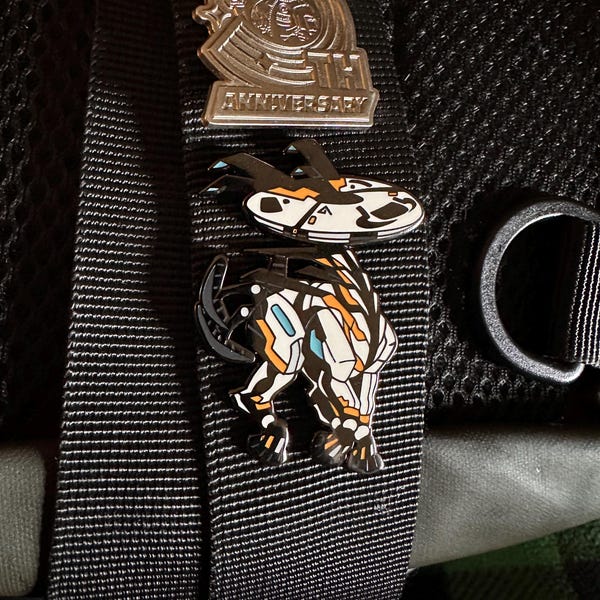 Horizon Tallneck - Horizon Machine Pin Collection - Show & Tail ...