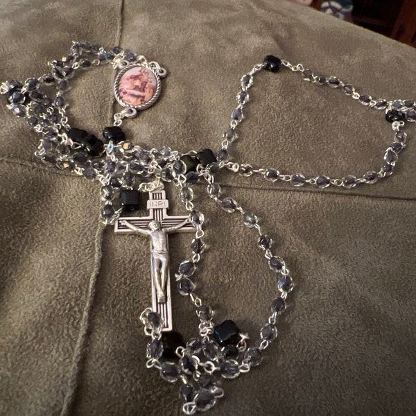 Rosary of the Hundred Requiems in Crystal, With Explanatory Recitation ...