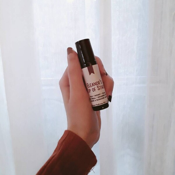 ELEANOR'S CUP of STARS / Milk Honey Plum Oatmeal Orange Zest Amber ...