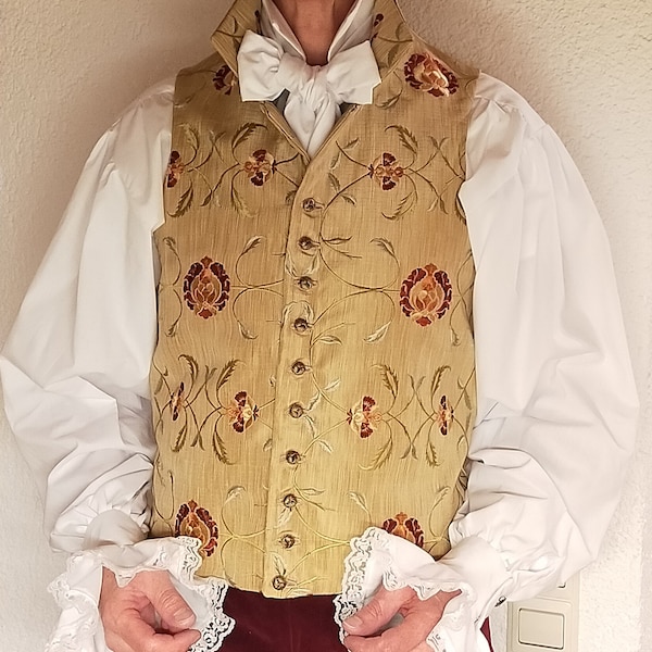 Regency Reticule in a Gold Taffeta With a Stunning Embroidery Design in ...