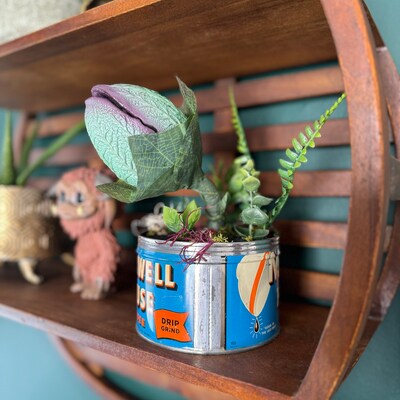 Massive Life Size Audrey 2 Replica Movie Prop Little Shop of Horrors ...