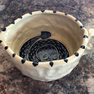 Snake Spirit Tray Black Sgraffito/shiny Glaze White Clay - Etsy