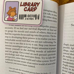 DW Book Club Arthur Library Card Gifts for Librarian Double Sided ...