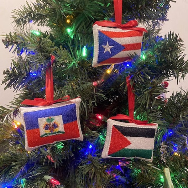 Zimbabwe Flag Christmas Ornament Gift Topper Stocking Stuffer Xmas Tree ...