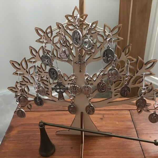 Rustic Wooden Jewelry Tree Stand - Elegant Earrings Holder - Etsy