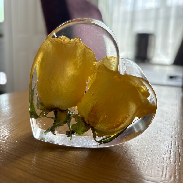 Flower Bouquet Preservation Resin Bird Robin Memorial Keepsake Wedding ...