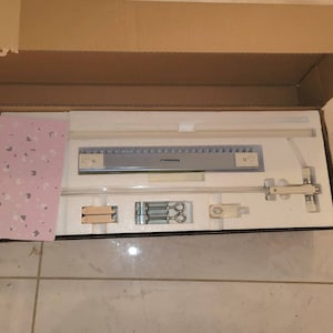 Silver Reed SK155 9mm Bulky Gauge Knitting Machine - Etsy