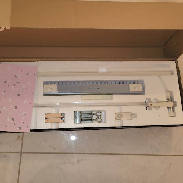 LK150 Mid-gauge Knitting Machine Silver Reed 6.5mm - Etsy