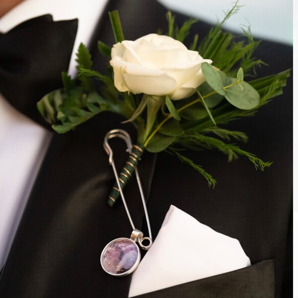 Custom Photo Lapel Pin, Wedding Boutonniere Pin, Personalized Bridal ...